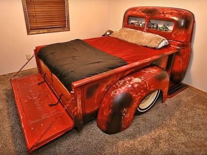 Chrysler Hemi FirePower V8 Engine Rebuild Time-Lapse