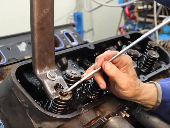 How To Swap a 454 Big Block Chevrolet Cam - COMP Cams