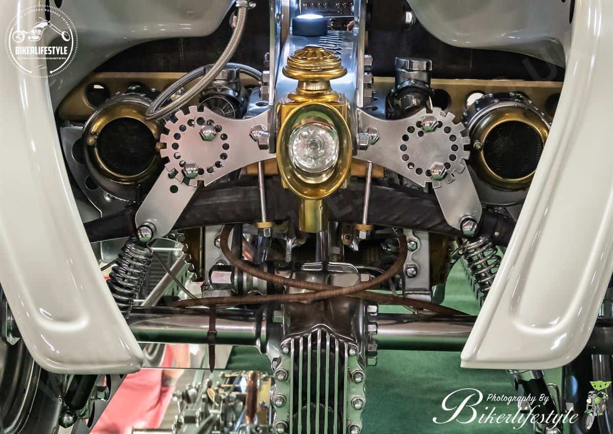 Inventor Builds Steampunk Hot Rod From Scratch