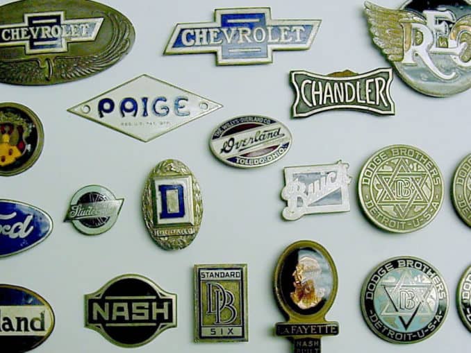 How To Prepare and Paint Chrome Emblems and Trim