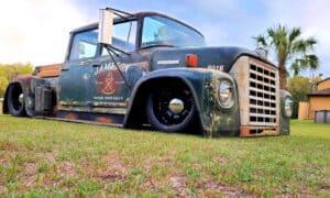 Backyard Built 1965 International Loadstar aka 'Rusty Nails'
